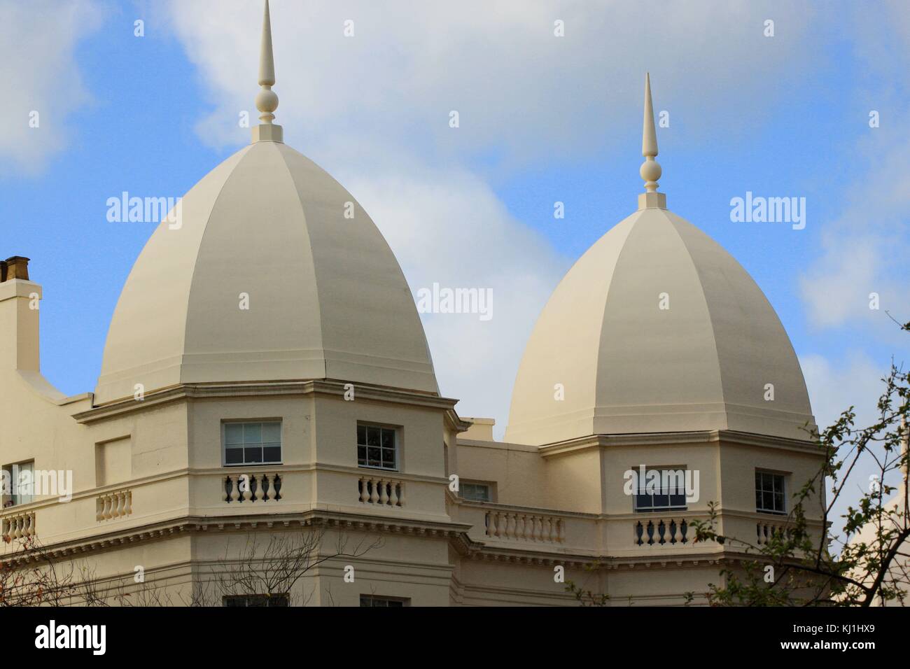 Roof spikes hi-res stock photography and images - Alamy