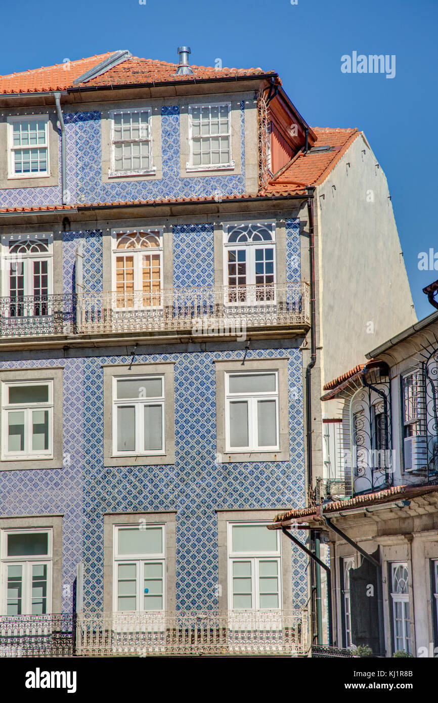 Buildings and Windows In Porto. Portugal Stock Photo - Alamy