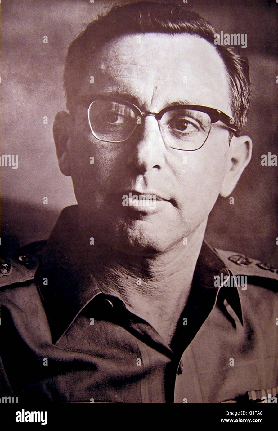 Tzvi Tzur (1923 – 2004) Israeli officer who served as the IDF's 6th ...