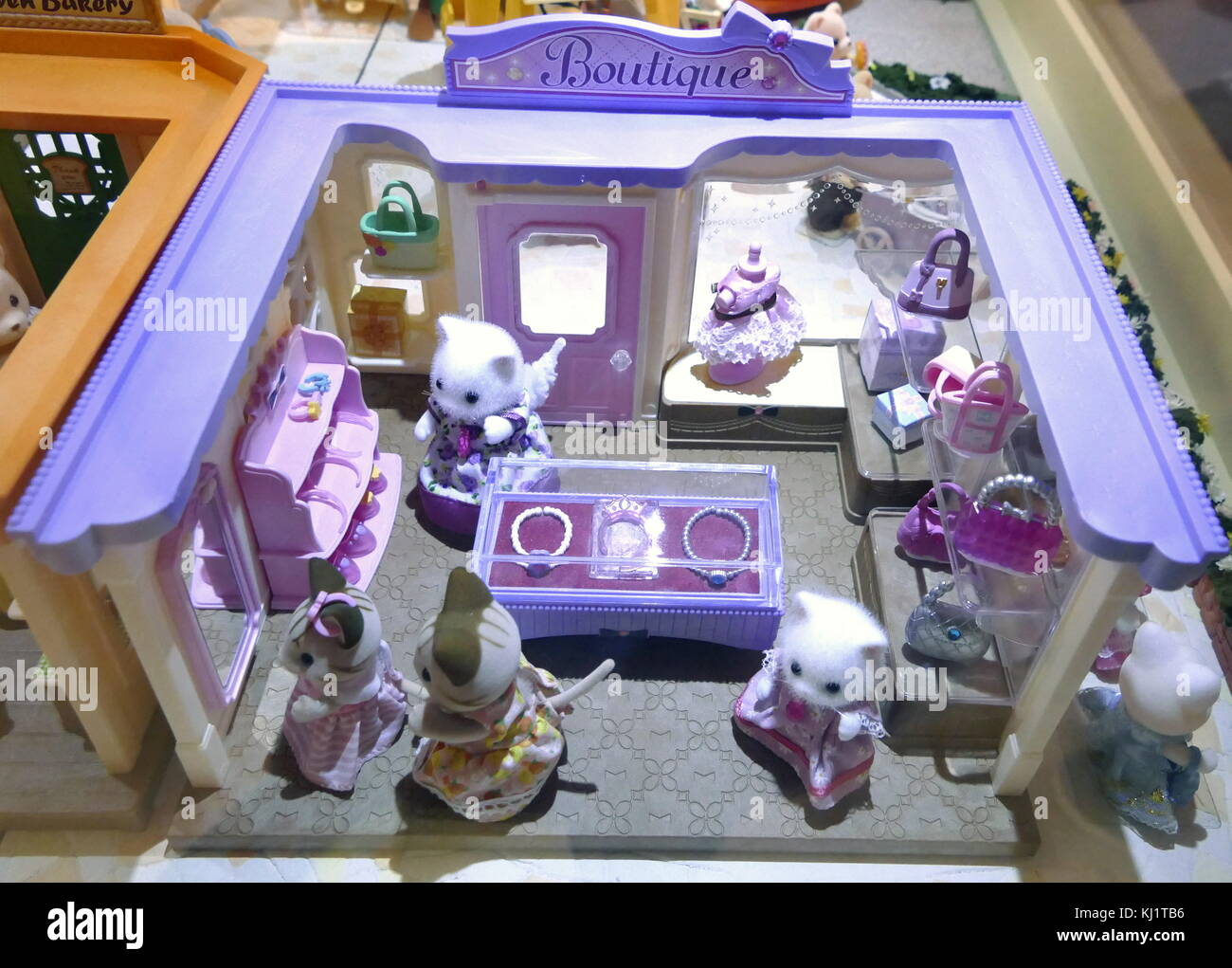 Sylvanian Family Dolls Houses and shops based on the Sylvanian Families ...