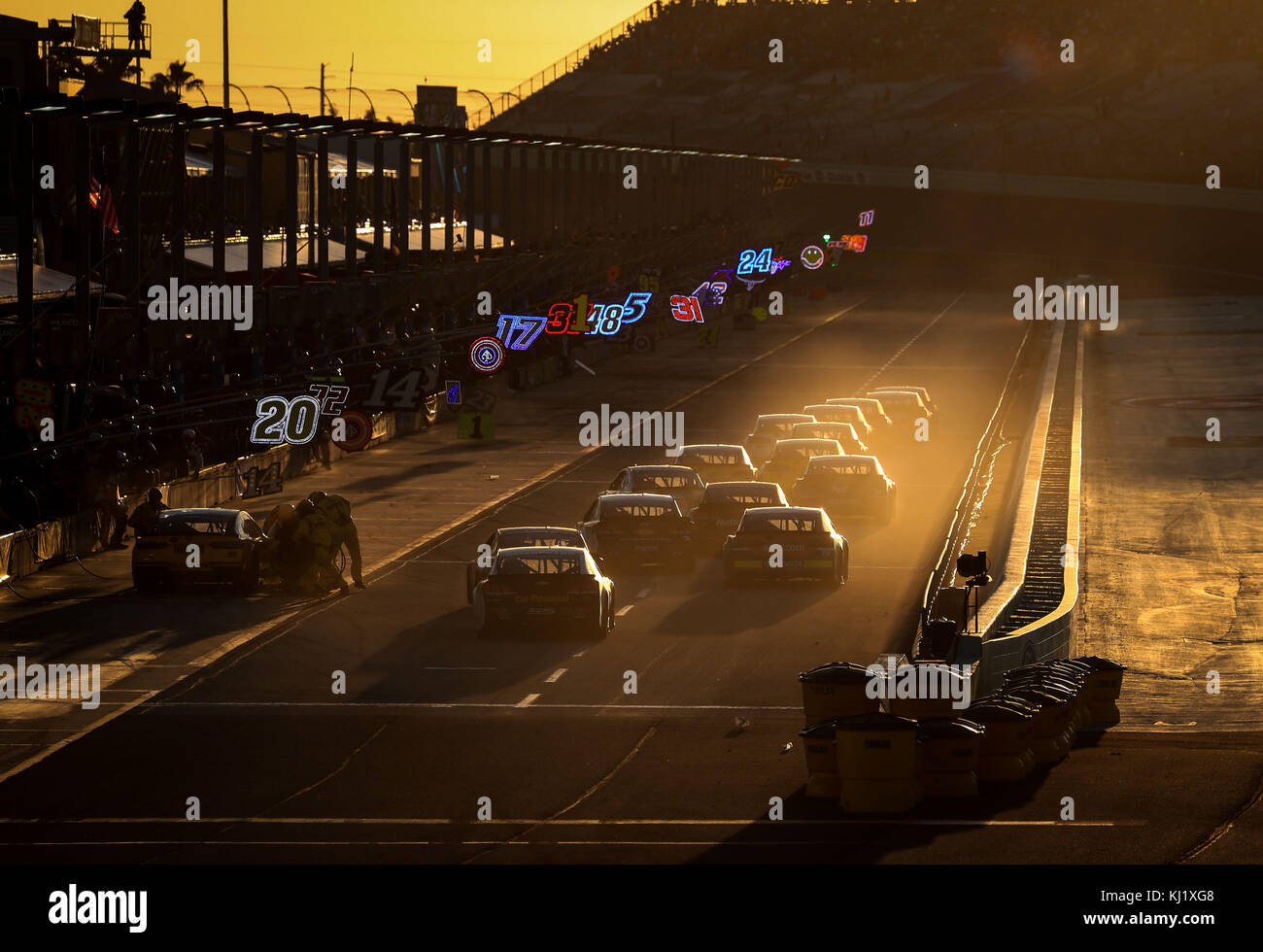 November 19, 2017: Cars pit during the 19th Annual Ford EcoBoost 400 ...