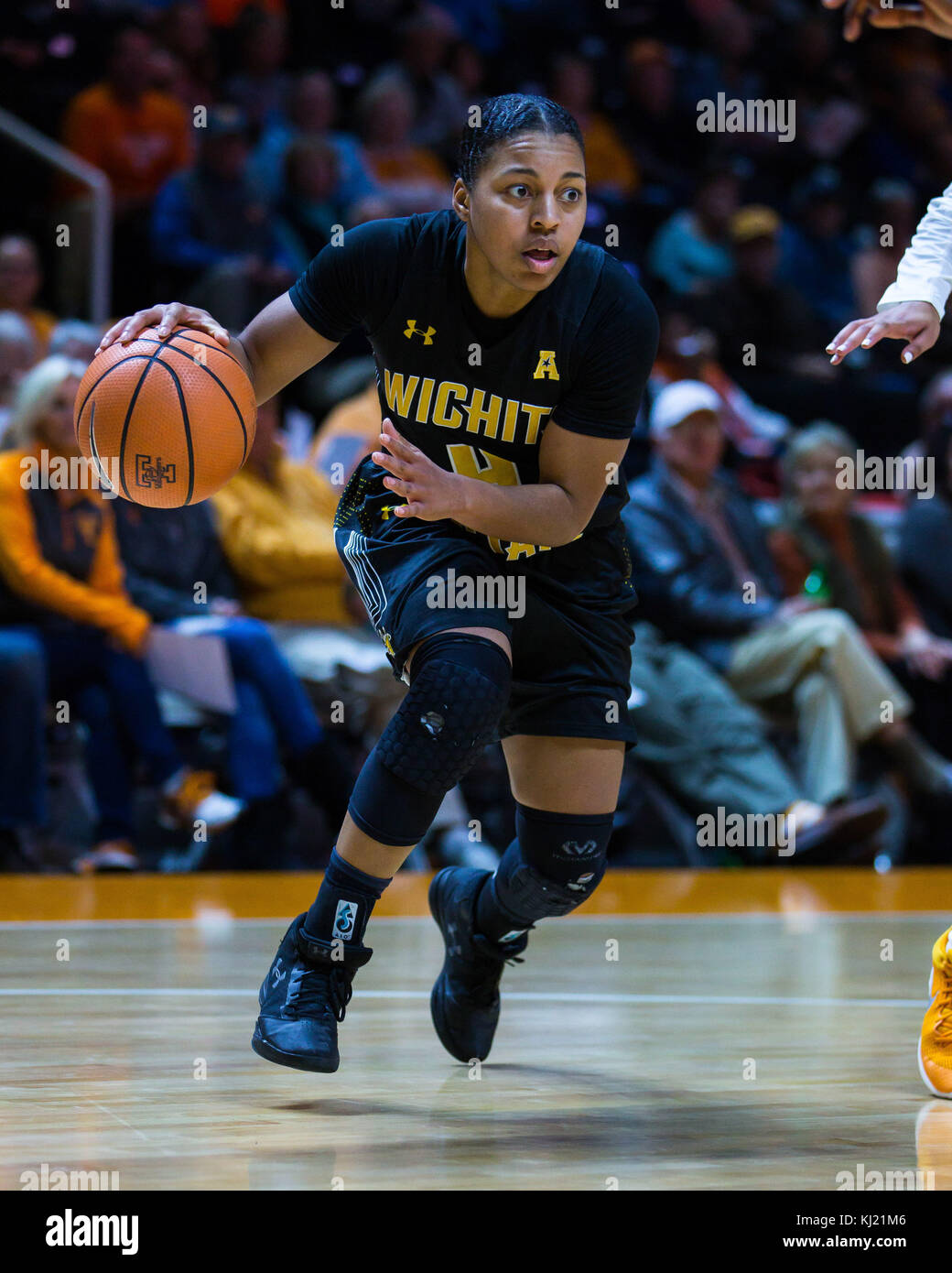 Knoxville, Tennessee, USA. 20th Nov, 2017. Diamond Lockhart #4 of the ...