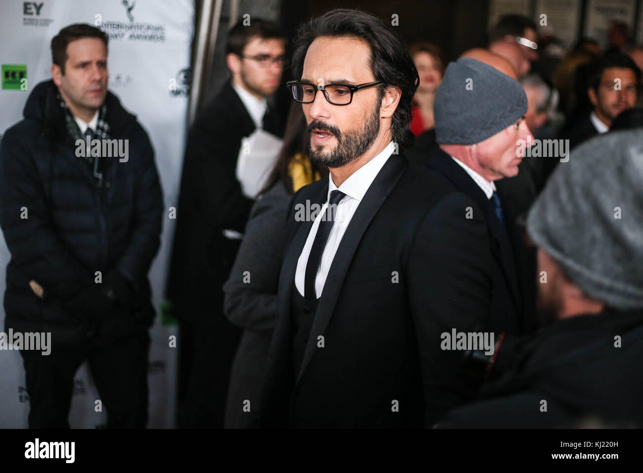 New York, USA. 20th Nov, 2017. Brazilian actor Rodrigo Santoro during ...