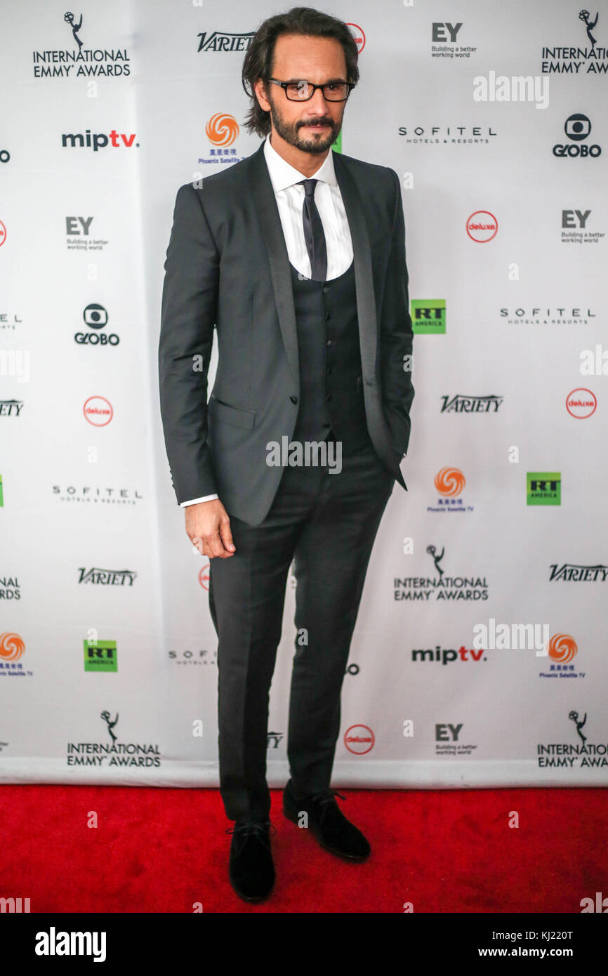 New York, USA. 20th Nov, 2017. Brazilian actor Rodrigo Santoro during ...