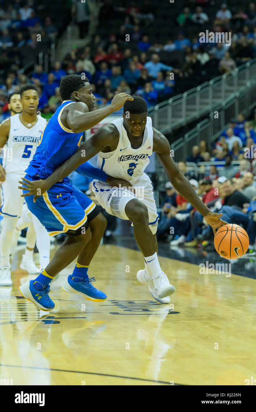 Kansas City, USA. U.S. 20th Nov, 2017. Creighton Bluejays guard Khyri ...