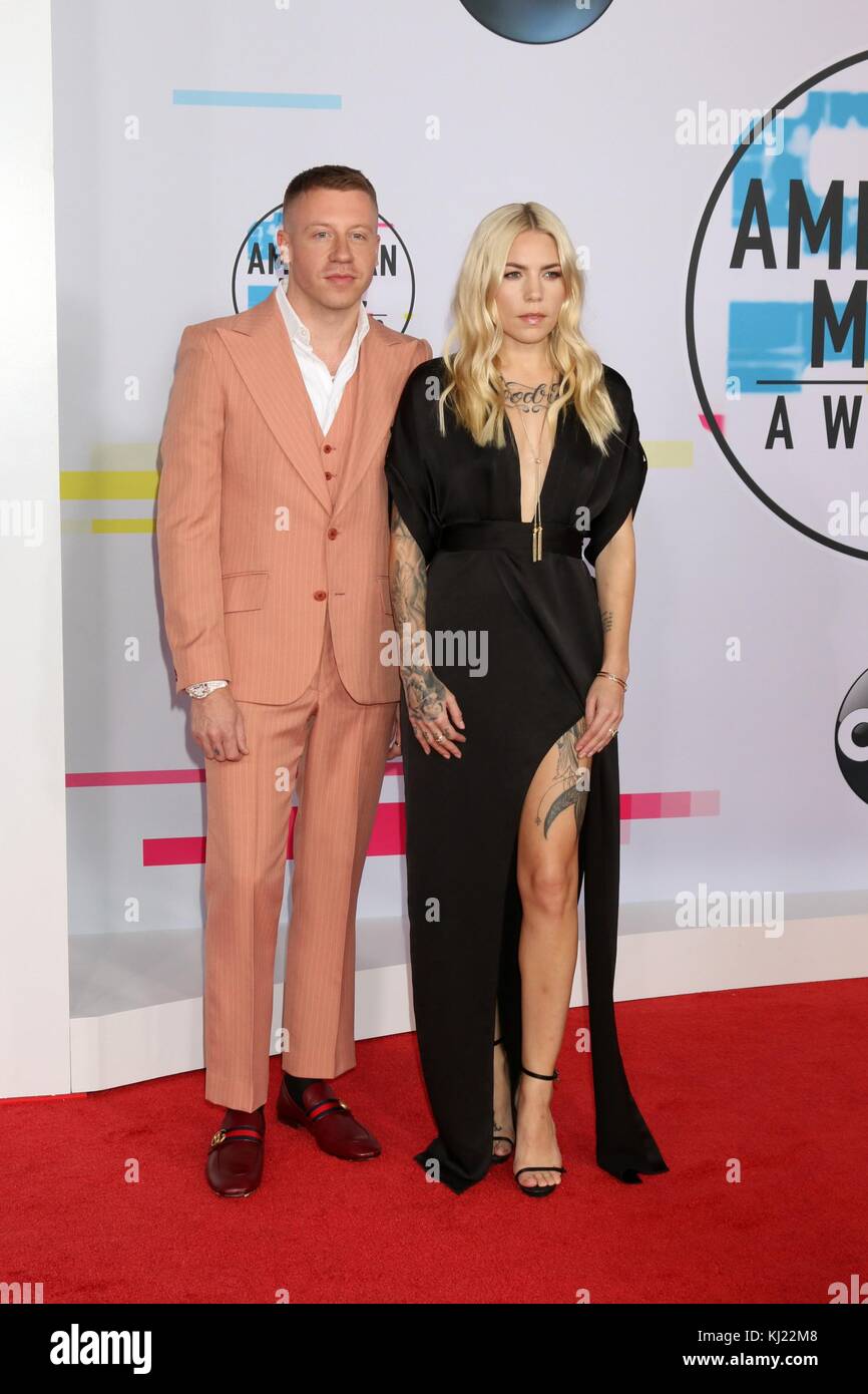 Los Angeles, CA, USA. 19th Nov, 2017. Macklemore, Skylar Grey at ...