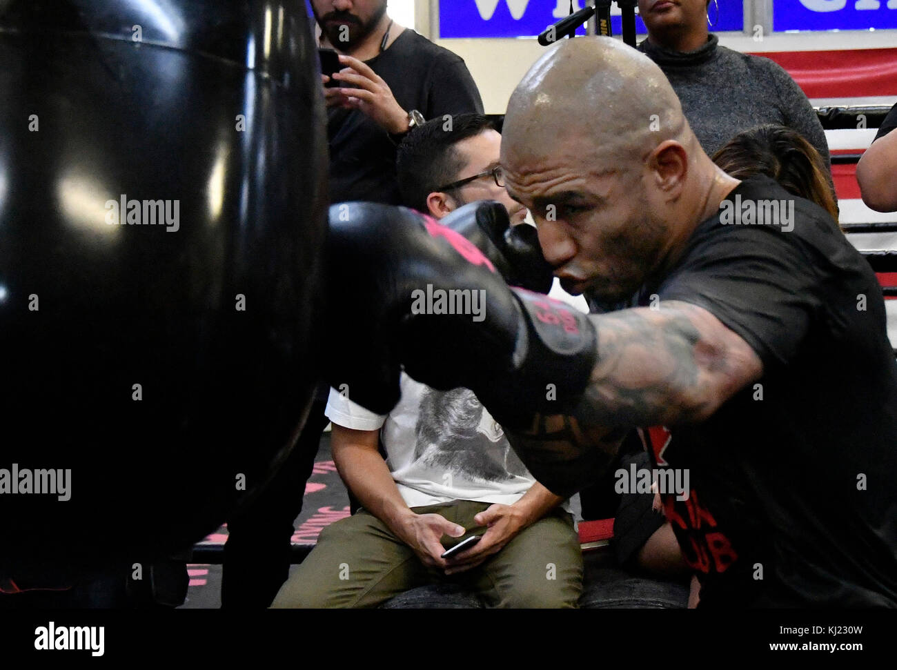 Ca. 20th Nov, 2017. Doing his last SoCal media day workout Miguel Cotto ...