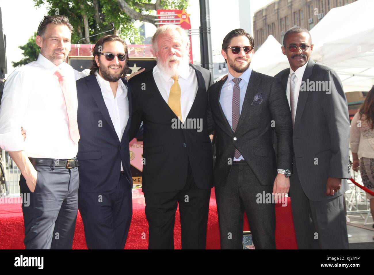 Hollywood, California, USA. 20th Nov, 2017. I15940CHW.Nick Nolte ...