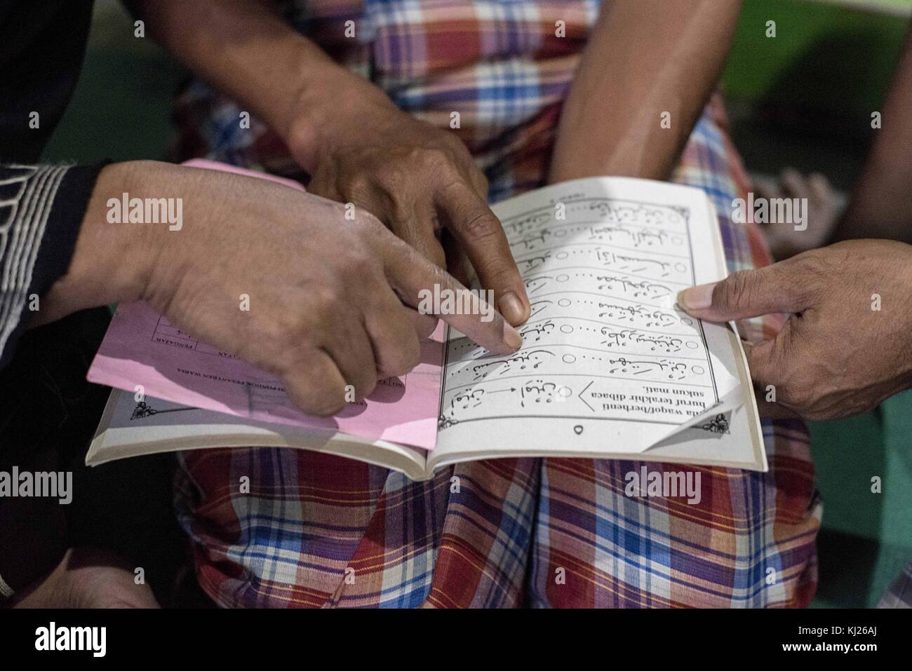 Yogjakarta, Java, Indonesia. 27th Aug, 2017. Shinta Ratri is the leader ...