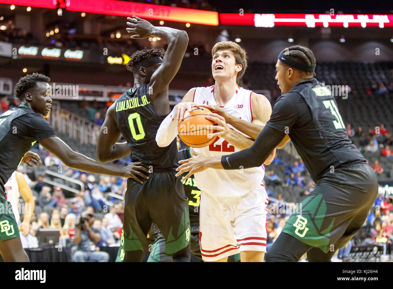 Kansas City, MO. U.S. 20th Nov, 2017. Baylor Bears forward Terry Maston ...