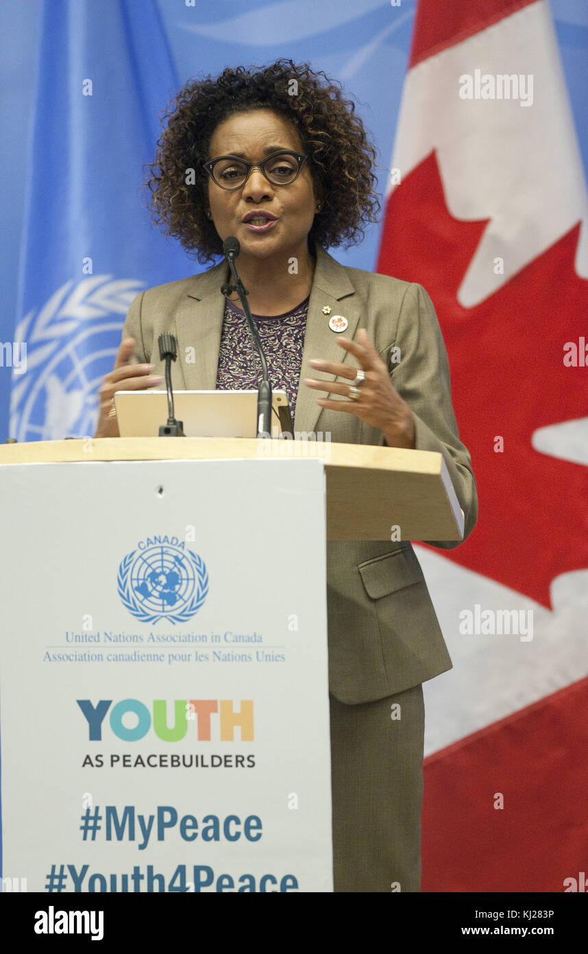 Michaelle jean hi-res stock photography and images - Alamy
