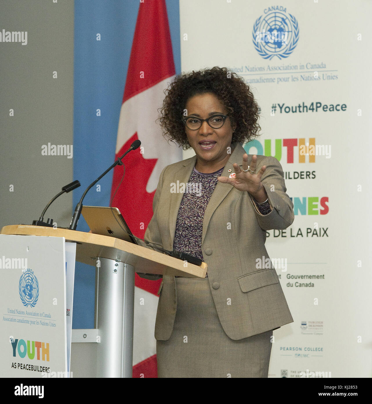 Michaelle jean hi-res stock photography and images - Alamy
