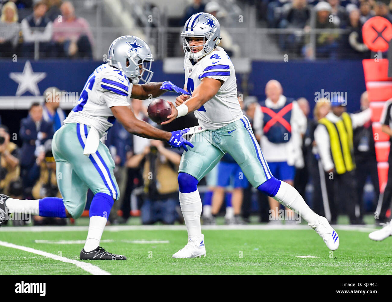 November 19, 2017: Dallas Cowboys quarterback Dak Prescott #4 hands the ...