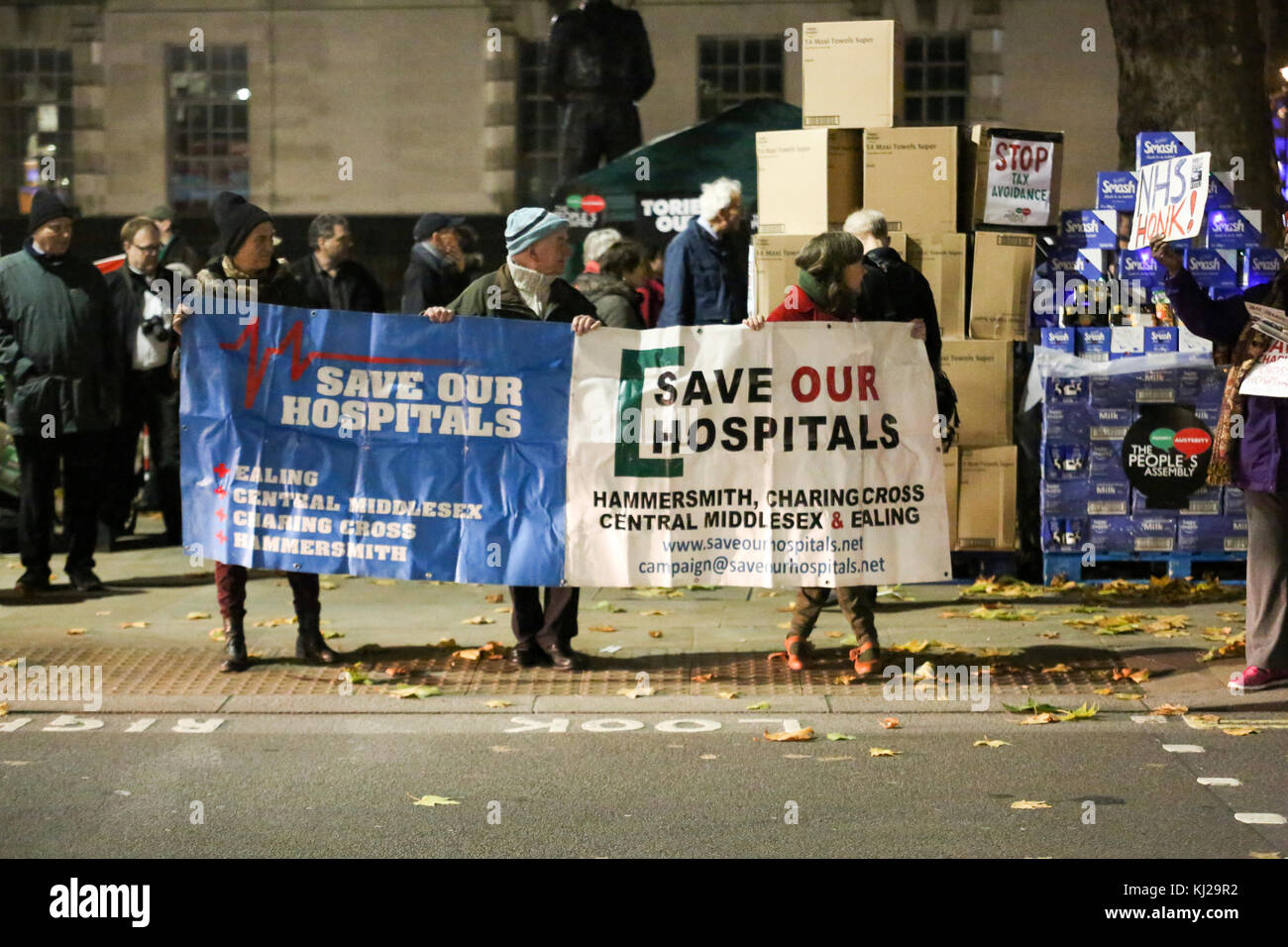 21st Nov, 2017. Pre budget protest outside Downing Street. Stop the ...