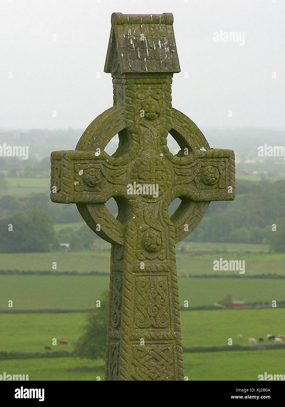 Rock of Cashel-cross Stock Photo - Alamy