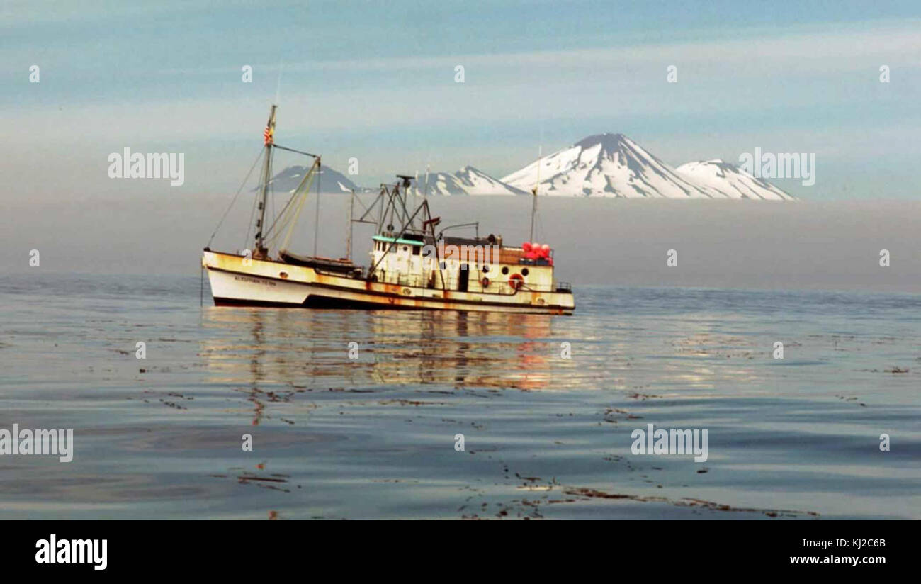 Old cargo ship hi-res stock photography and images - Alamy