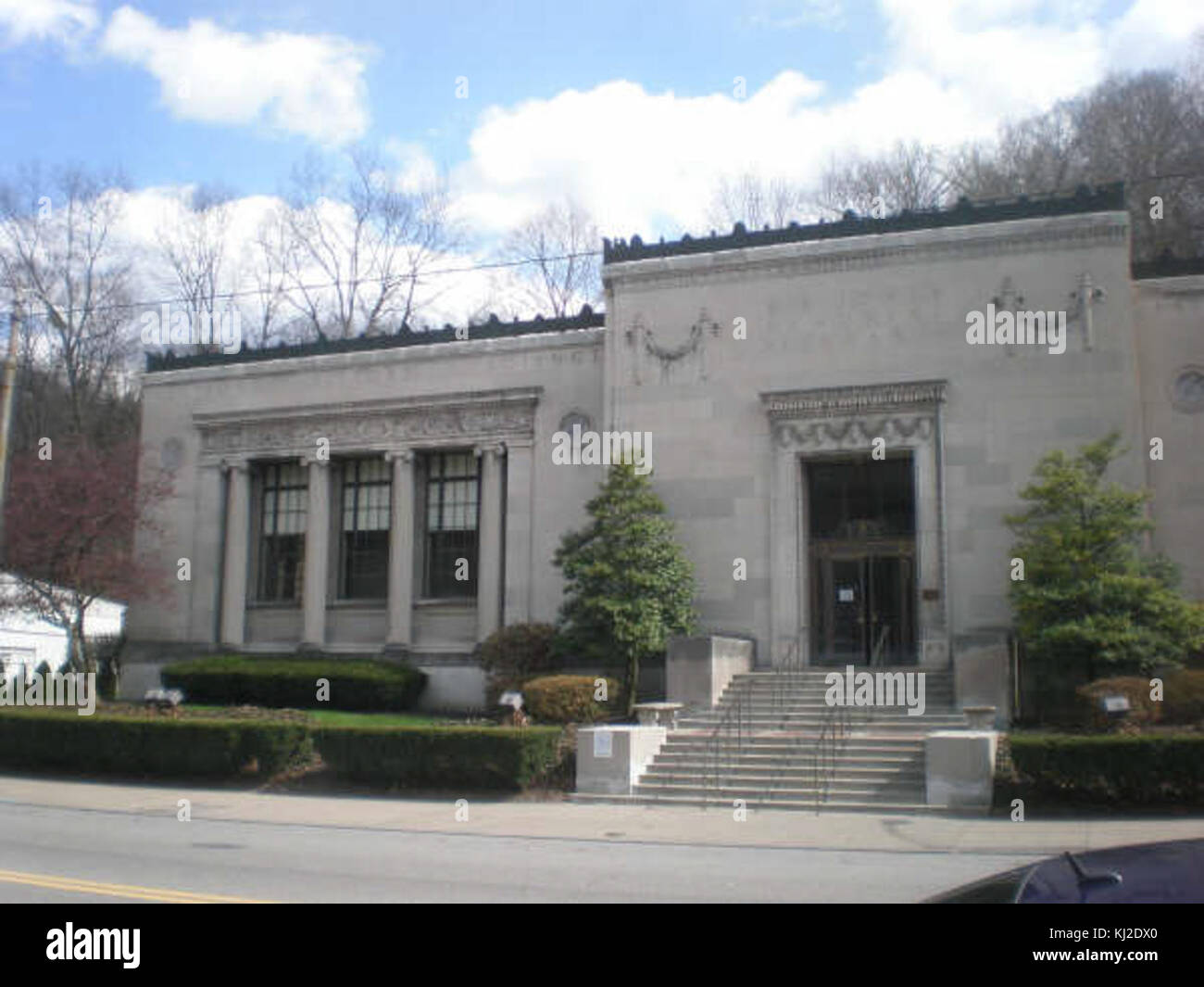 B.F. Jones Memorial Library Stock Photo - Alamy