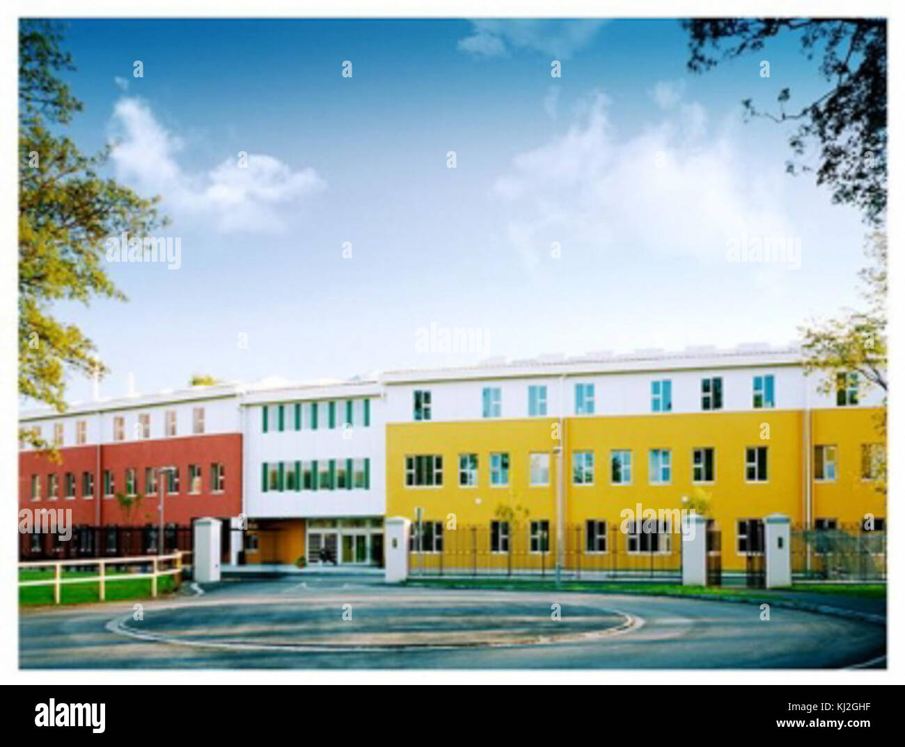 Front of school Stock Photo - Alamy