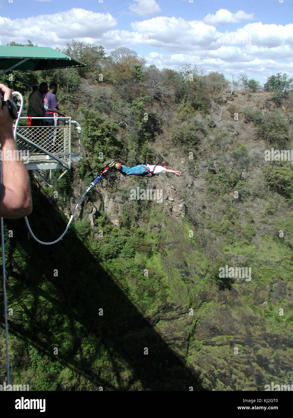 The H15bungee is a specialized bungee jumping platform used for thrill ...