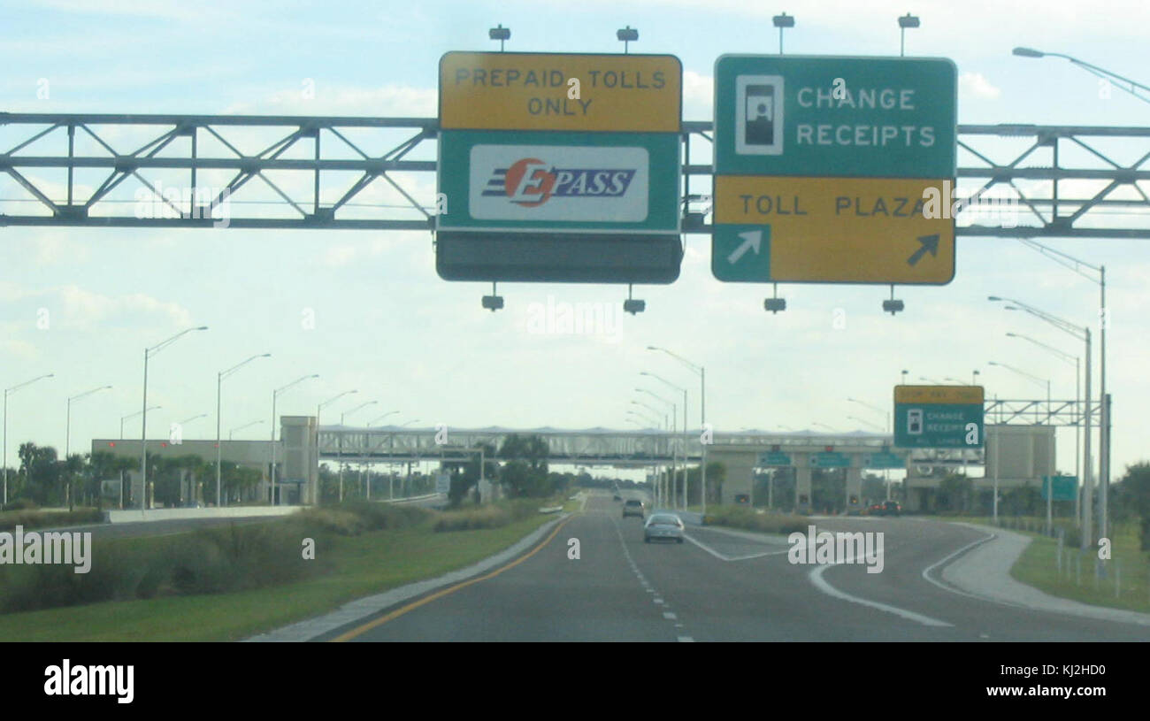 Forest Lake Toll Plaza Stock Photo - Alamy