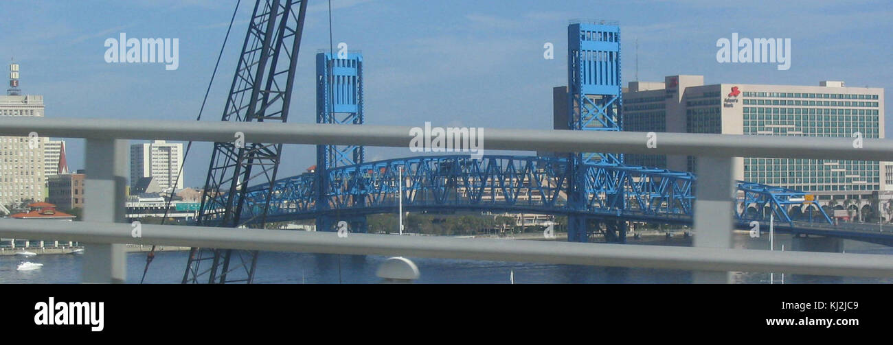 Main St Bridge from Acosta Bridge Stock Photo - Alamy