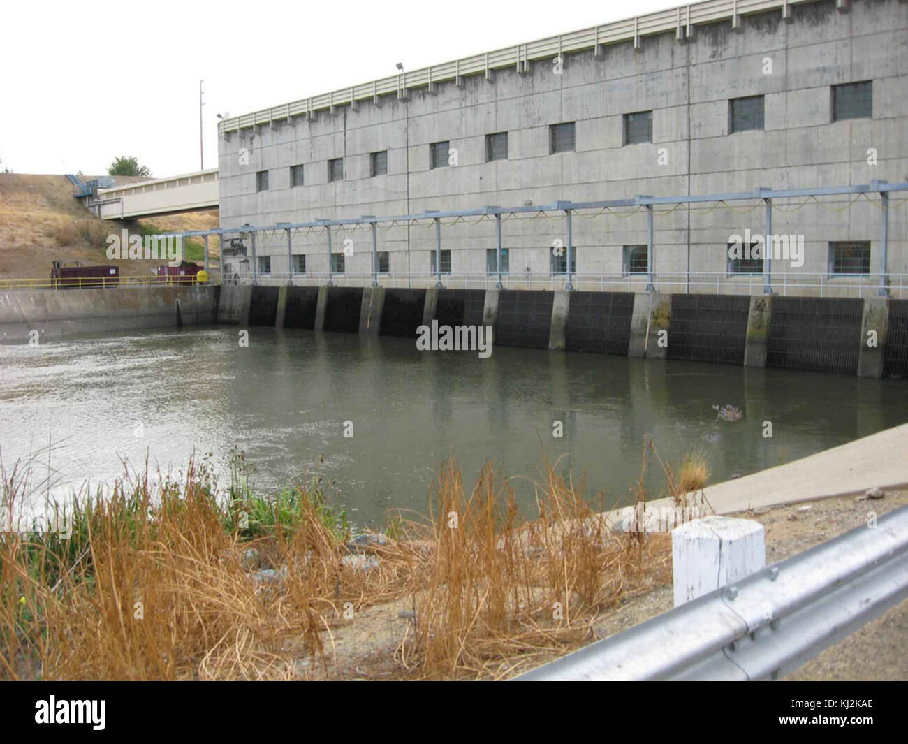 Pumping station on river Stock Photo - Alamy