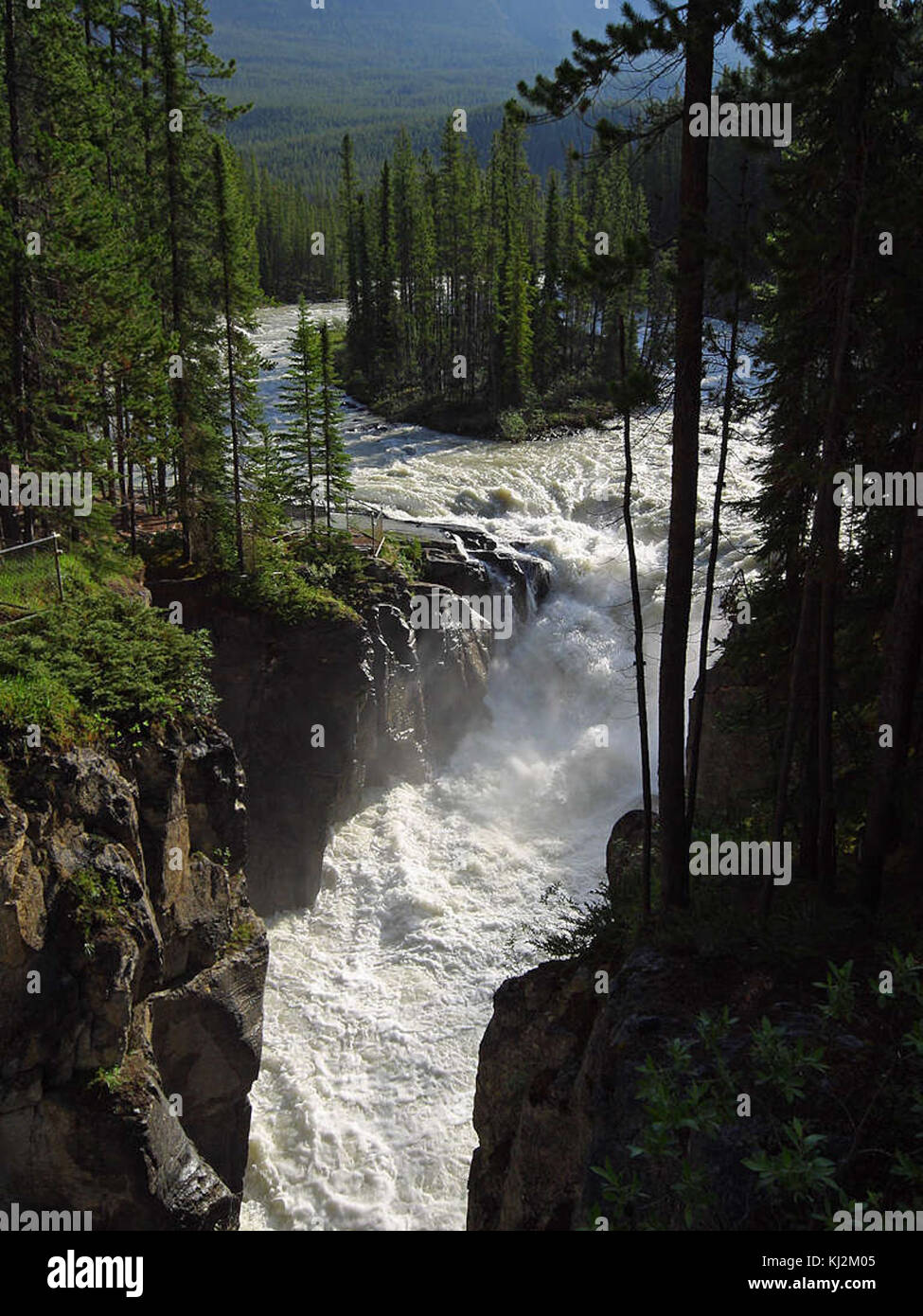 This photograph, taken by Pdphoto, captures a scenic landscape in ...