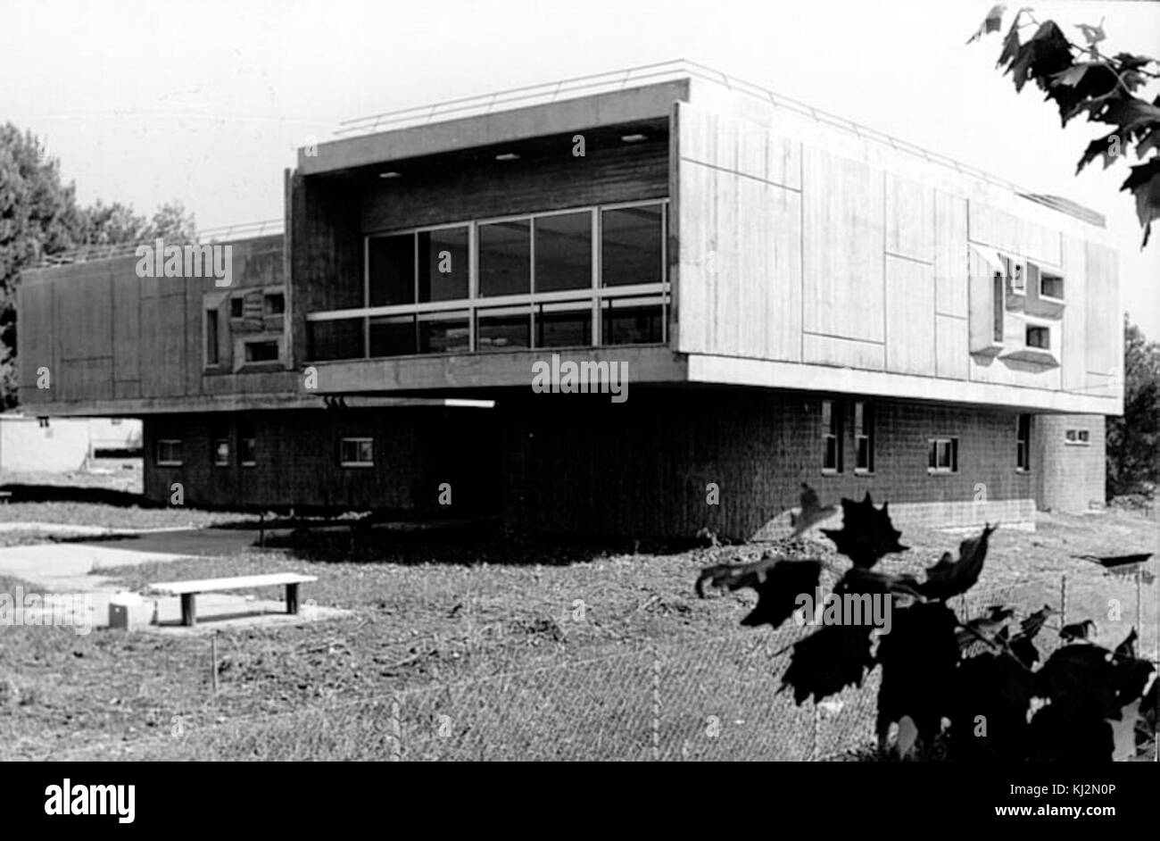 Israeli modernist architecture hi-res stock photography and images - Alamy