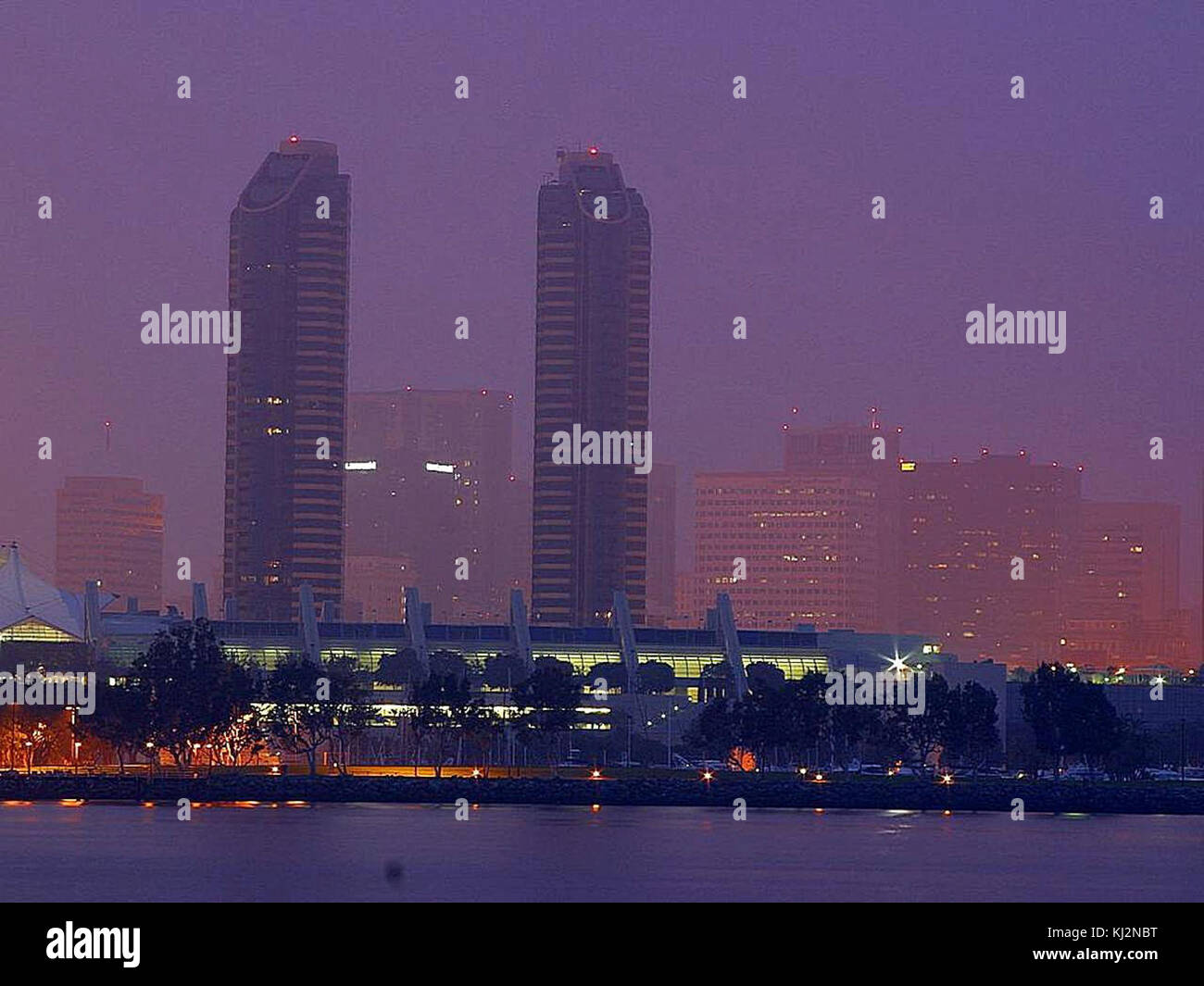 Foggy morning scene features hi-res stock photography and images - Alamy
