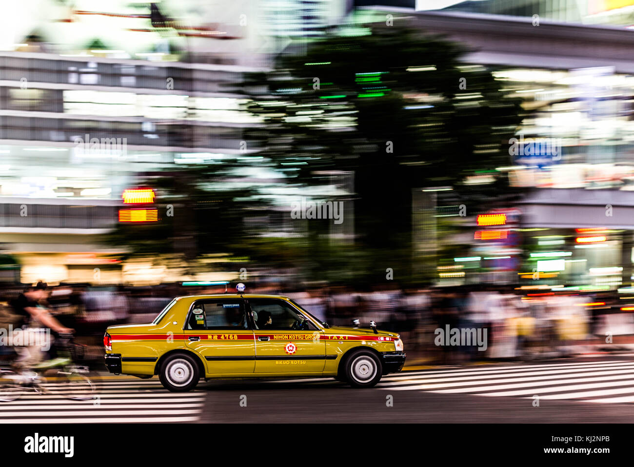 Tokyo high speed train Stock Photo - Alamy
