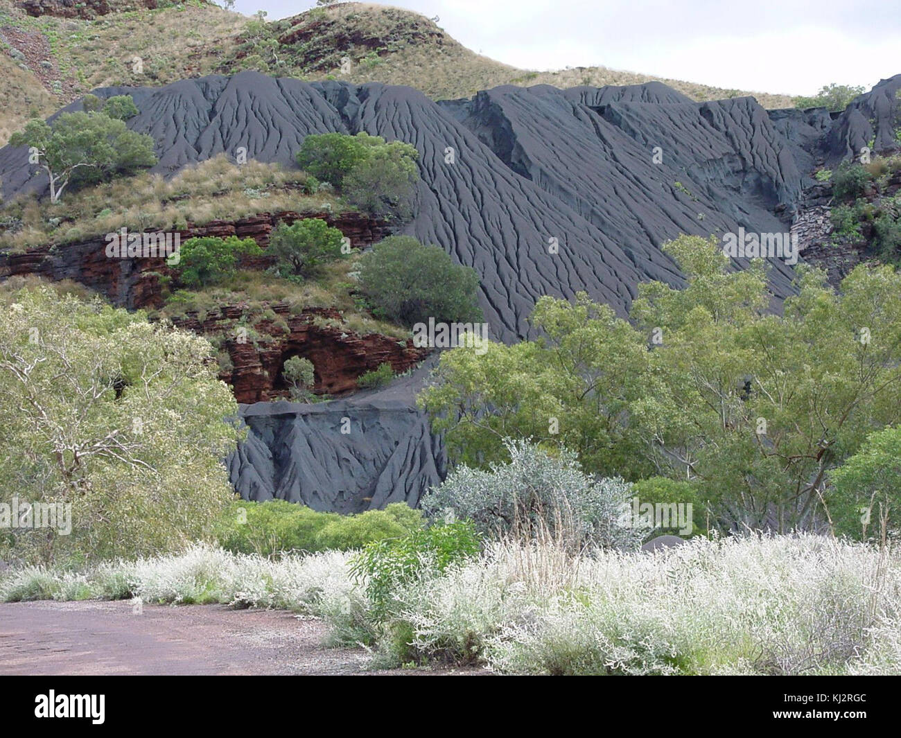 Asbestos tailings wittenoom gorge Stock Photo - Alamy