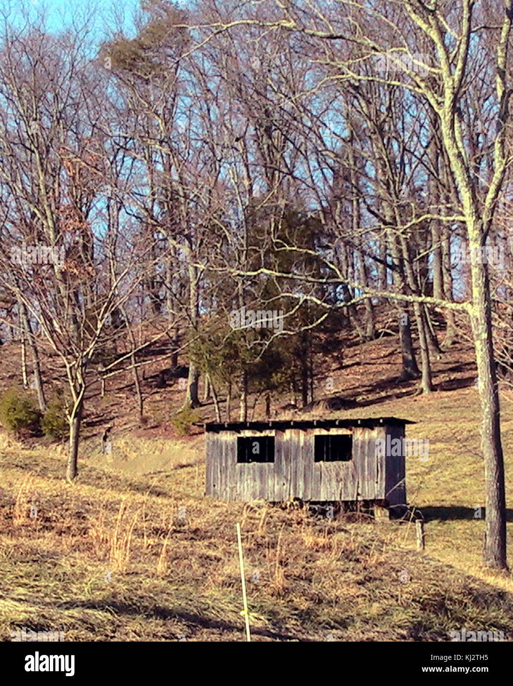 Barn on a hill Stock Photo - Alamy
