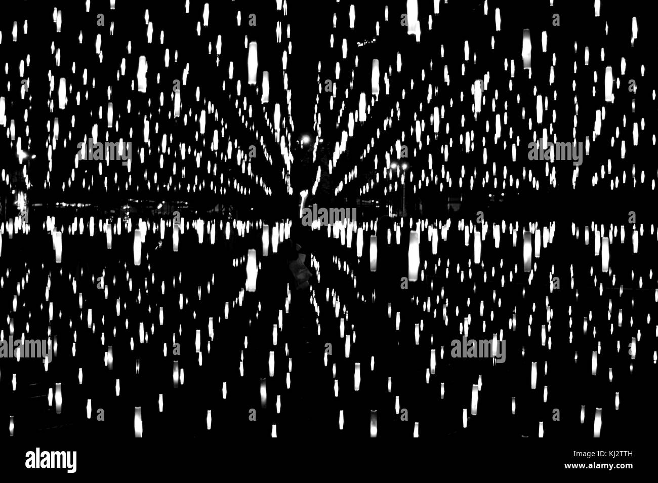 Abstract light installation Stock Photo - Alamy