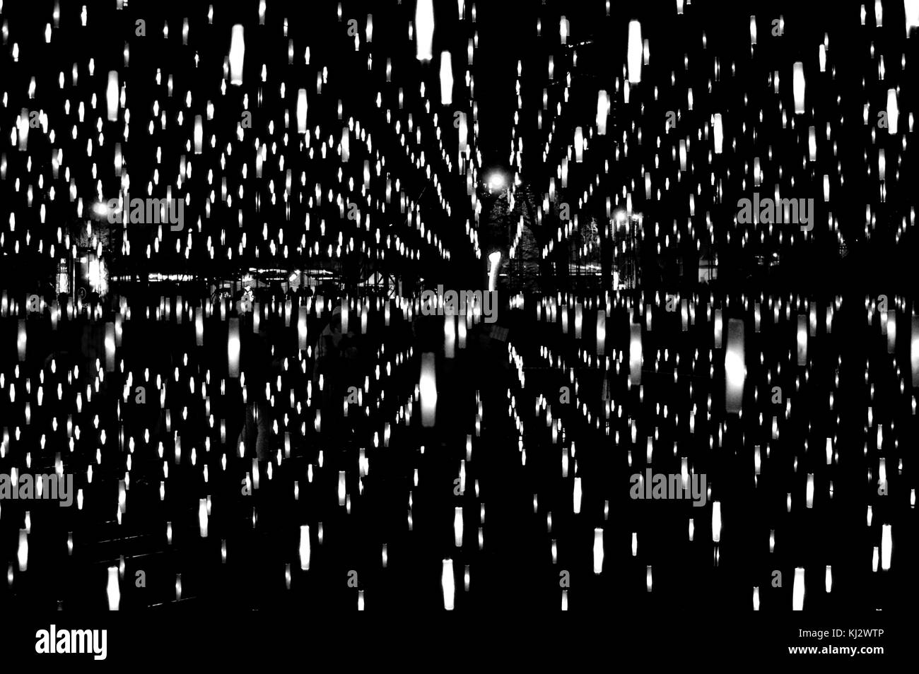 Abstract light installation Stock Photo - Alamy