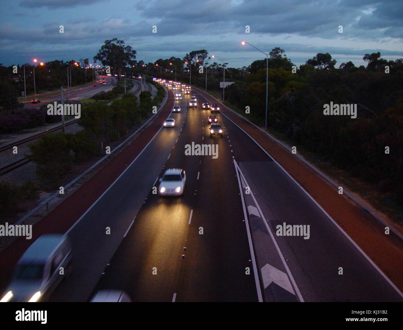 Northbound freeway traffic Stock Photo - Alamy