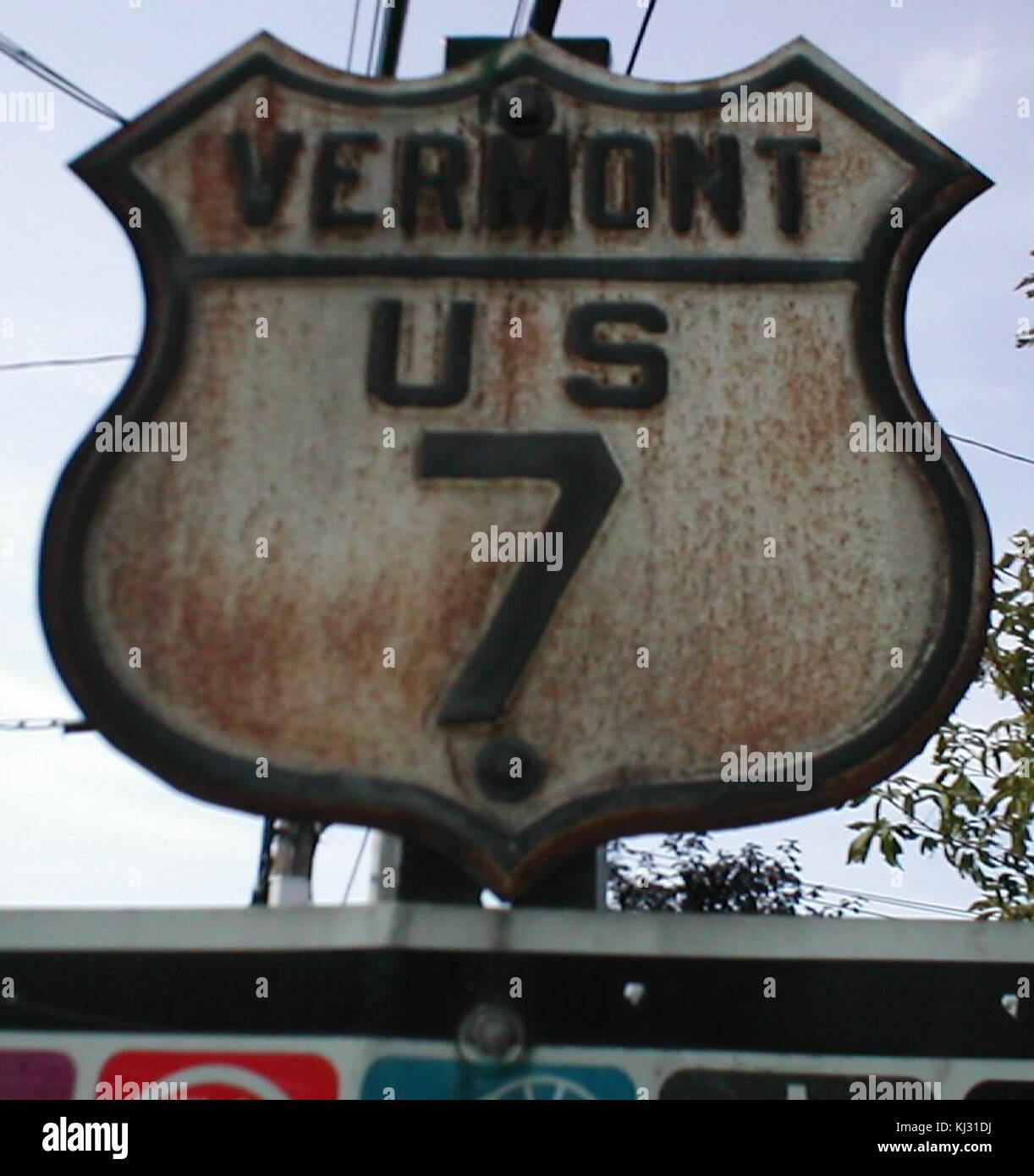 Old style US 7 shield Stock Photo - Alamy