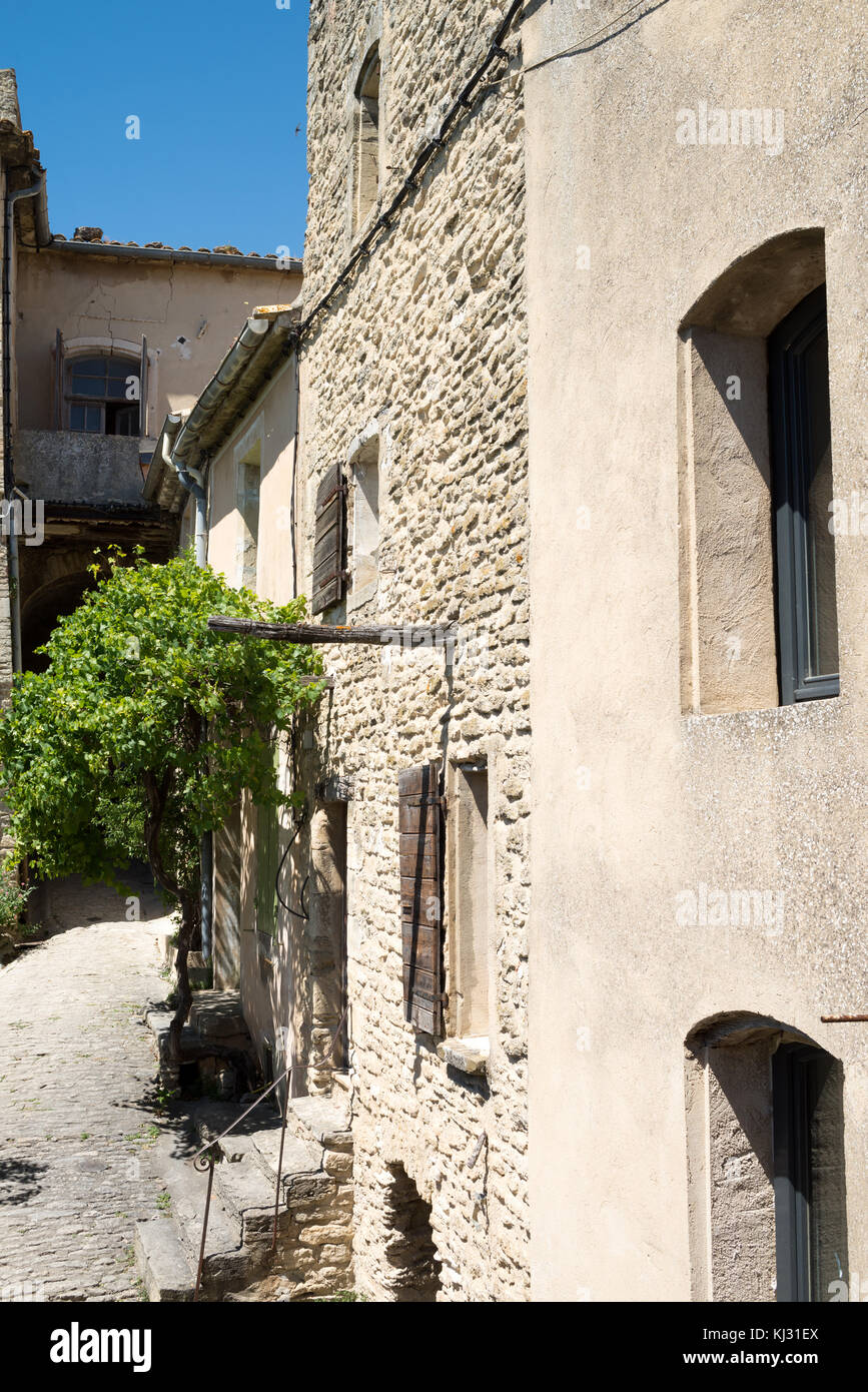 Street of medieval village of Gordes, Provence, France Stock Photo - Alamy
