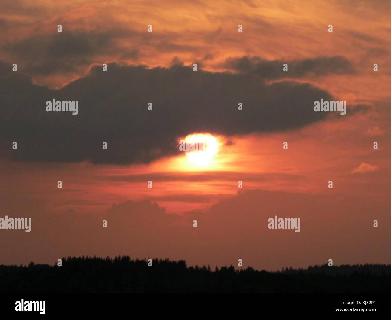 Serene twilight sky gradients hi-res stock photography and images - Alamy
