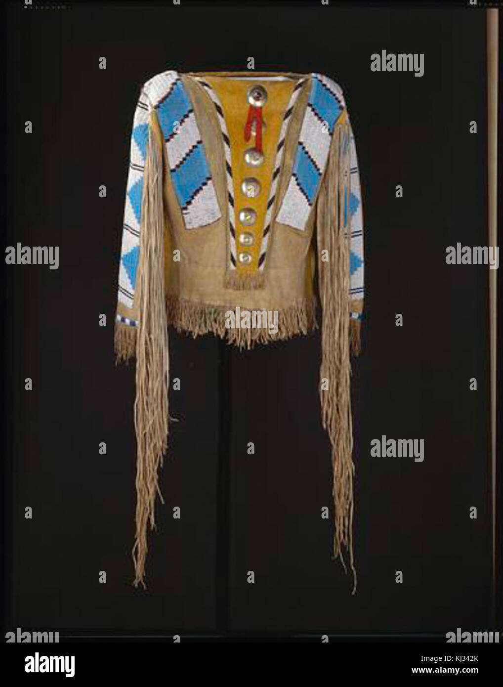 Ute Indian shirt Stock Photo - Alamy