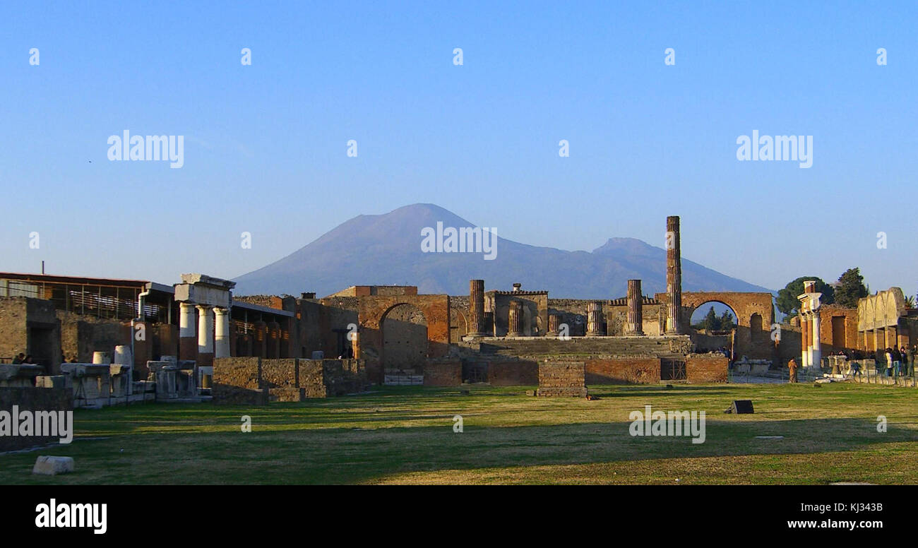 Pompeii vesuvius photo hi-res stock photography and images - Alamy