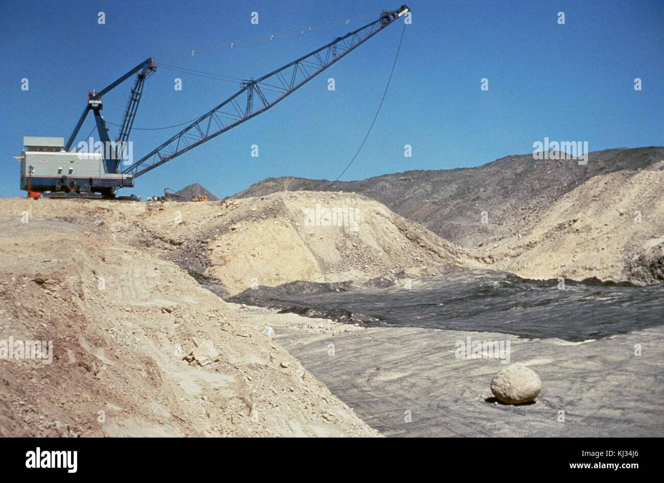 Vintage strip mining hi-res stock photography and images - Alamy