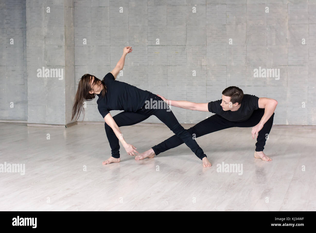 Young couple practising dance skills Stock Photo - Alamy