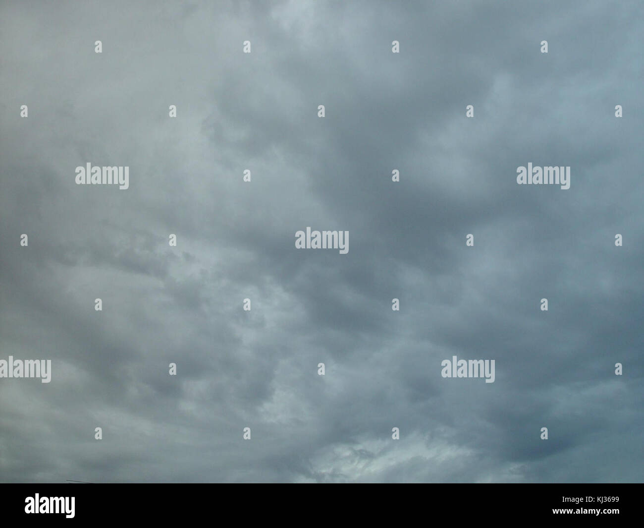 Generic cloud cover kinross Stock Photo - Alamy