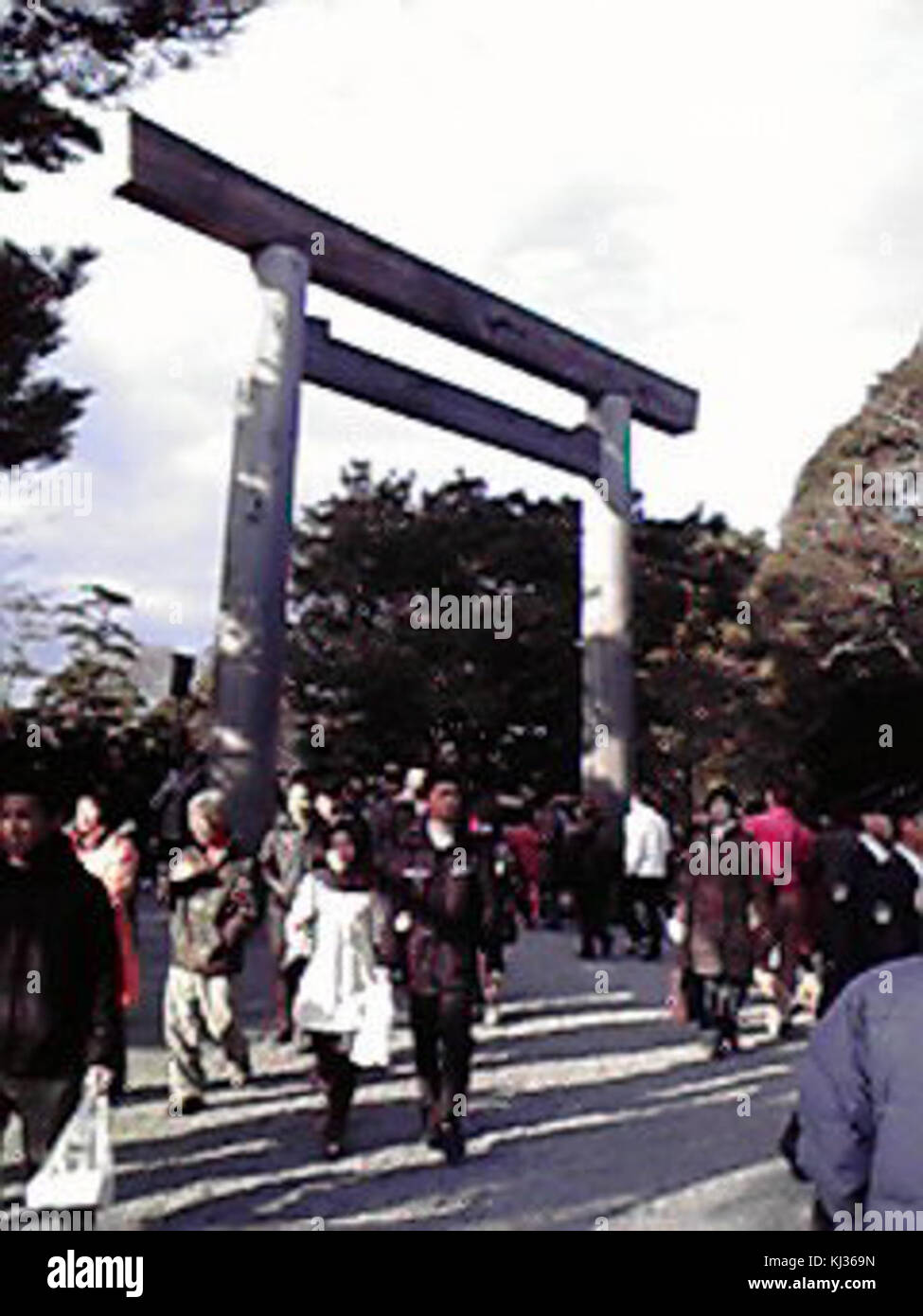 Naiku torii hi-res stock photography and images - Alamy