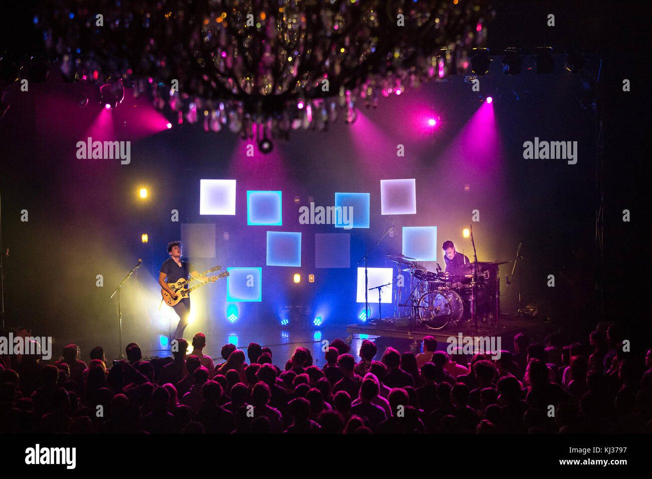 Ten eleven hi-res stock photography and images - Alamy