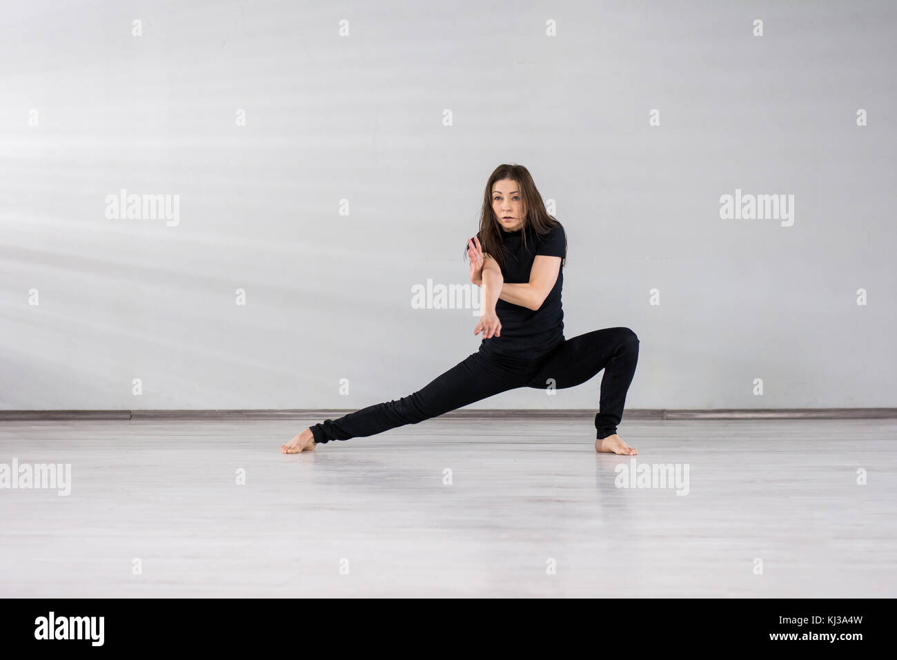 Cute girl dancing modern dance Stock Photo - Alamy