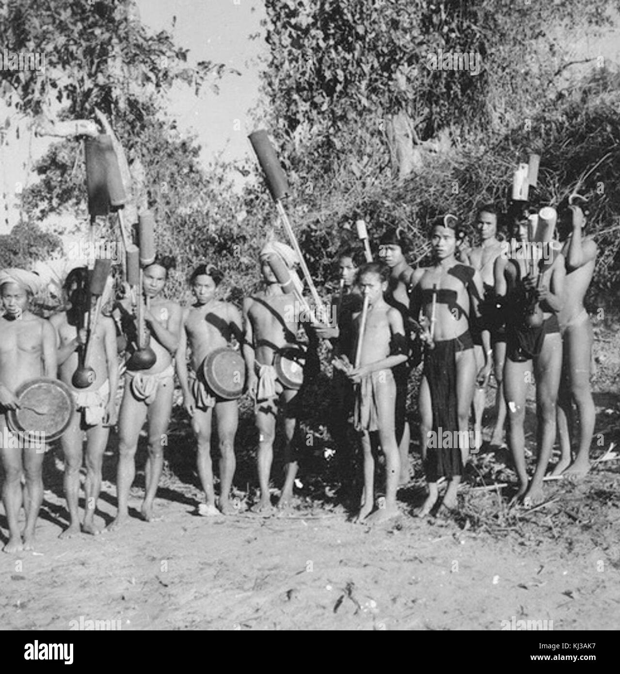 Mro men from Bandarban Stock Photo - Alamy