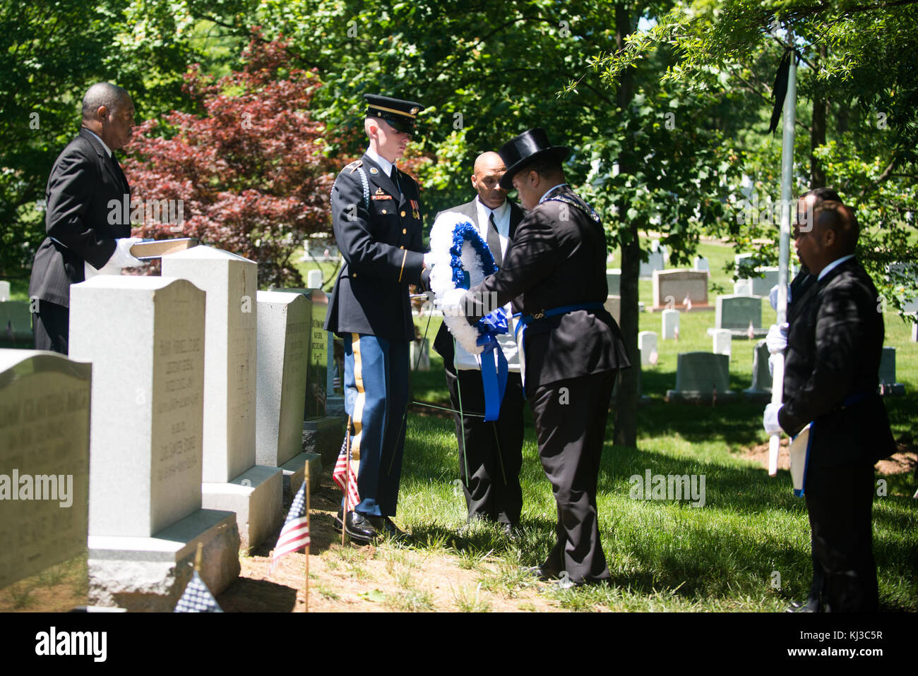 Brig. Gen. Roscoe C. Cartwright honored in a ceremony in Arlington ...
