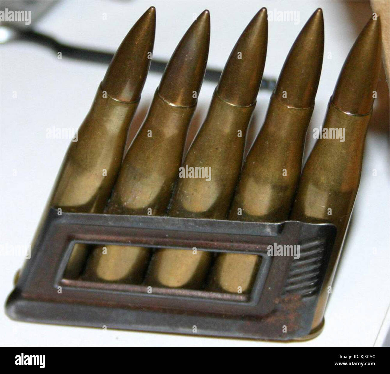 Mannlicher 8x56R en-bloc clip Stock Photo - Alamy