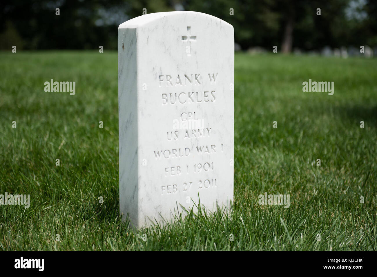 Frank buckles hi-res stock photography and images - Alamy